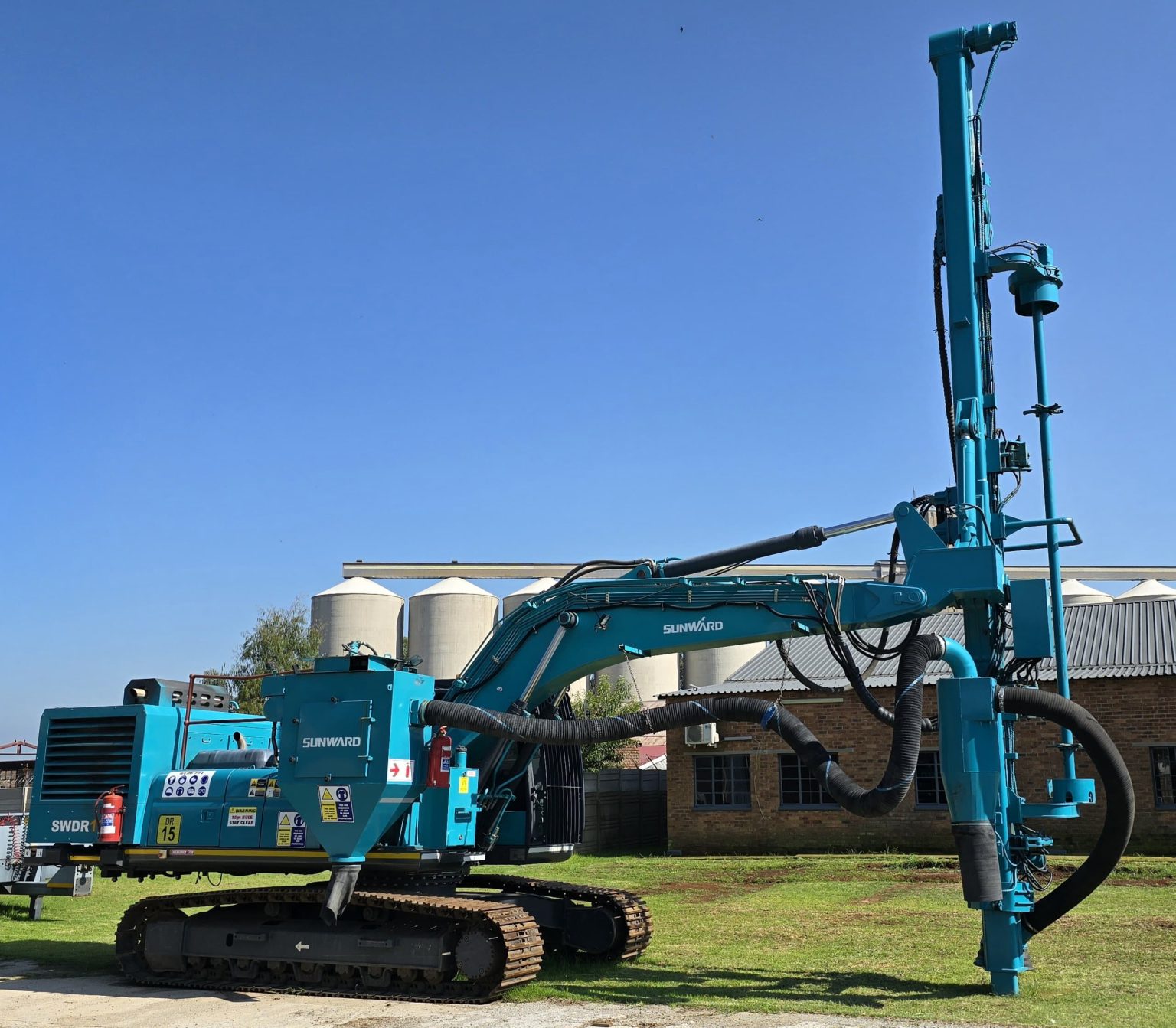 SWDR138S Excavator Drill Rig – Sunwardsa